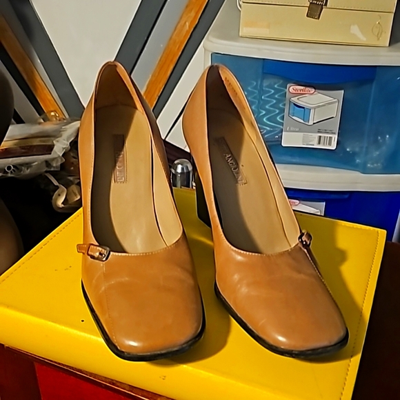 Enzo Angiolini | Shoes | Enzo Angiolini Designer Shoes 85m Tan Leather ...